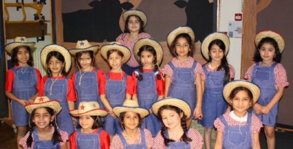 'Prickly Hay' Nativity - Leicester High School for Girls