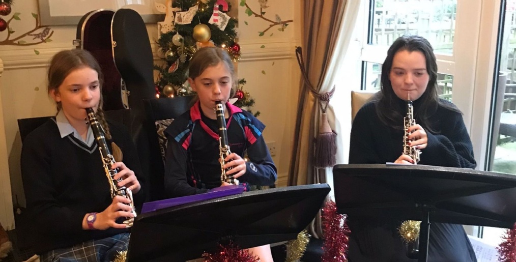 Girls bring Joy to South Lodge Residential Home